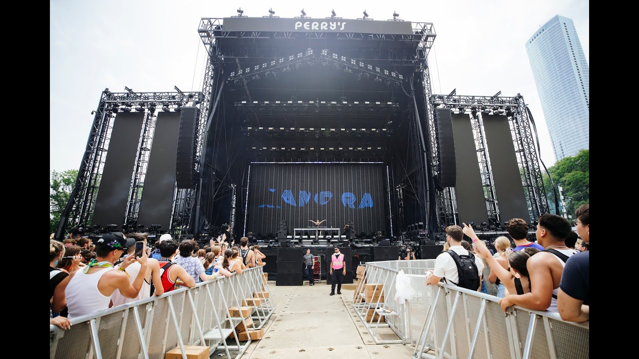 XANDRA - LIVE SET @ LOLLAPALOOZA (Perry's Stage) 2024 - YouTube