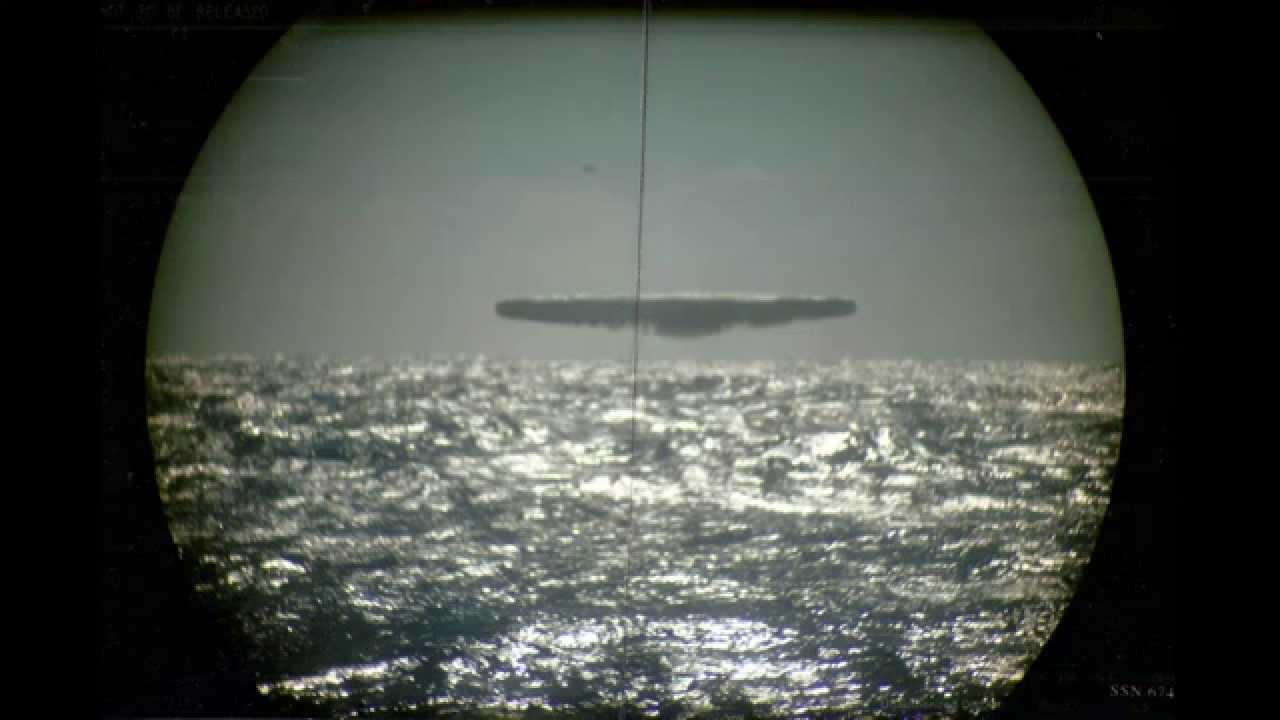 TR3B Photographed 1971 by U.S. Sub - Analyzed and Authenticated - YouTube