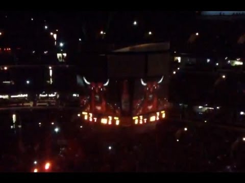 Chicago Bulls Intro / Opening 2013 from United Center - YouTube
