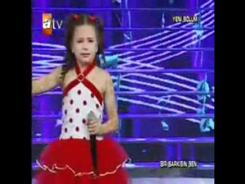Berna Karagözoğlu - Ellerini Çekip Benden (Prevod na Bosanski by Amidza) .avi