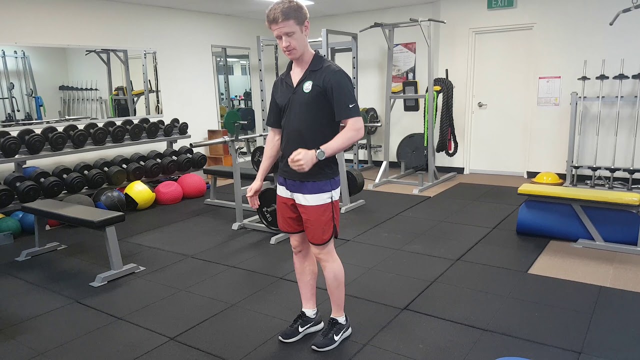 Dynamic quad stretch - YouTube