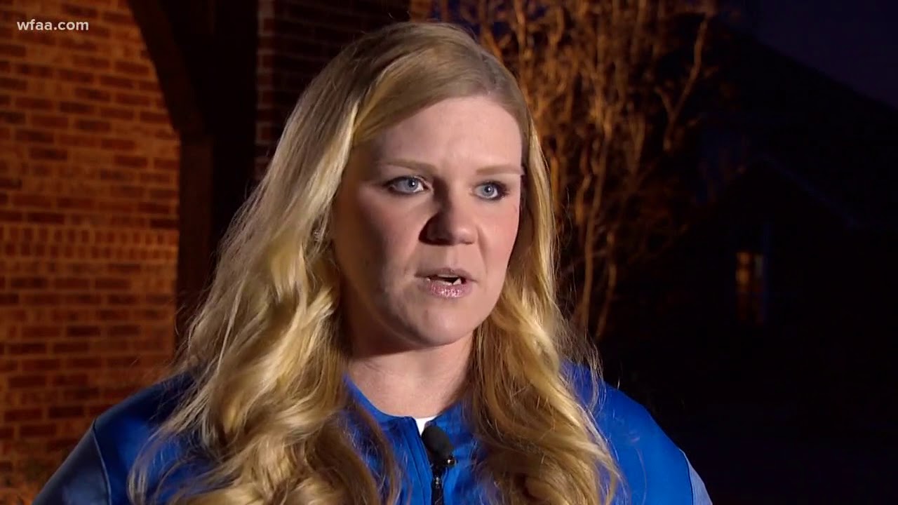 Athletic Trainer Saves High School Soccer Player - YouTube