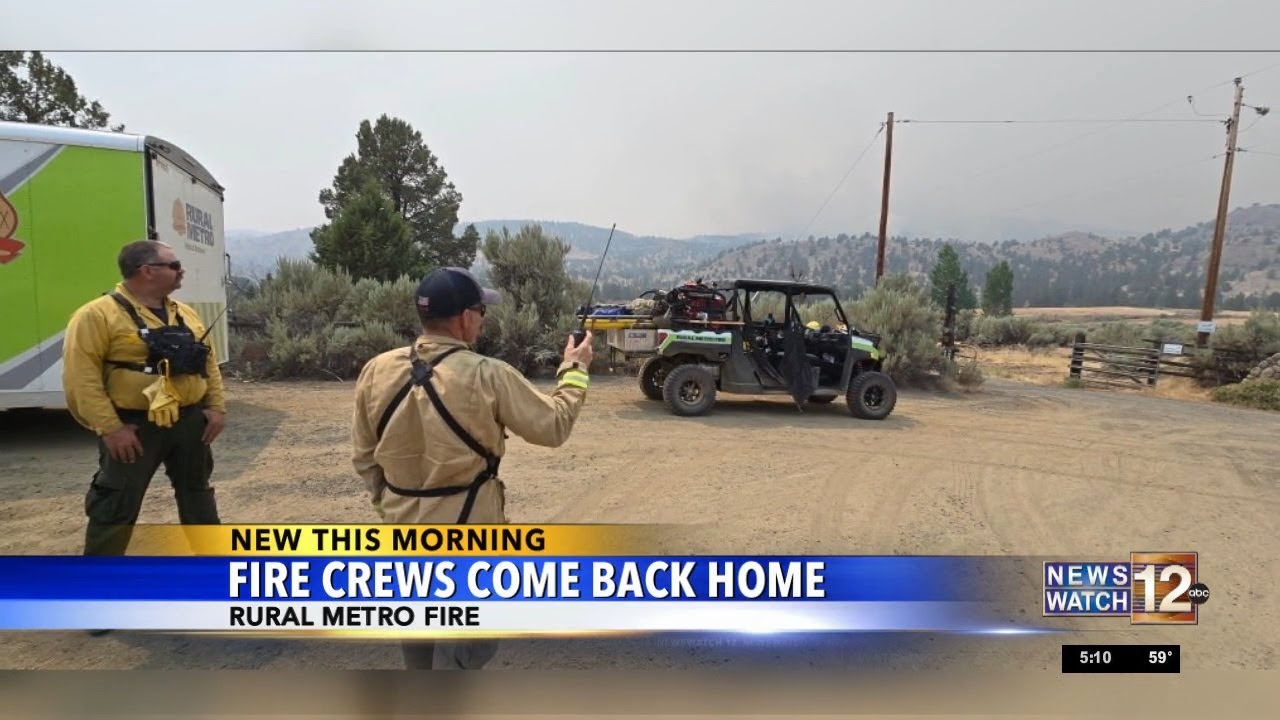 Rural Metro Fire crews come back home - YouTube