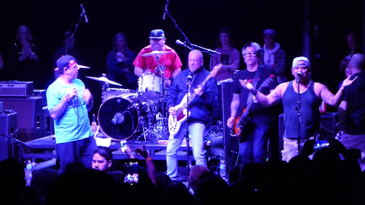 D.I. with Kevin "Noodles" Wasserman & Ross Lomas - Guns - YouTube