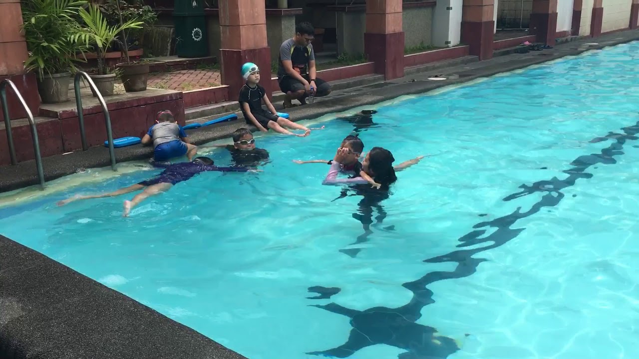 Dead man float - YouTube