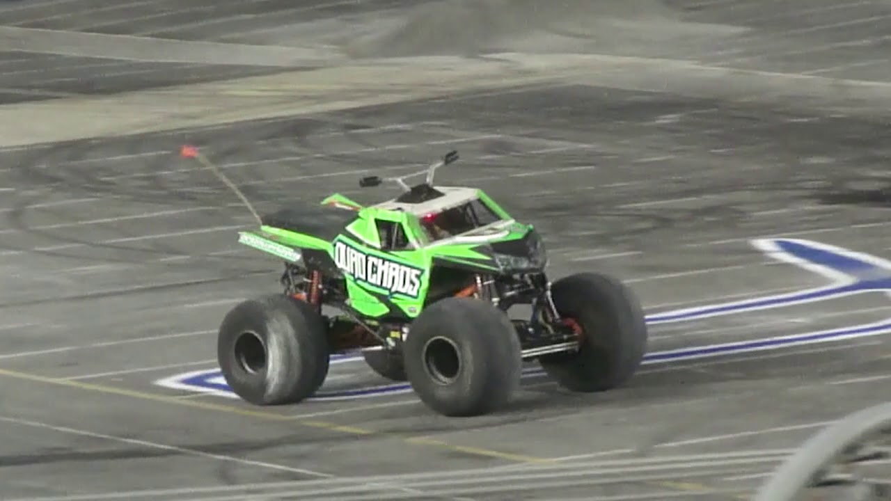 Monster Truck Madness 2018 at Bristol Motor Speedway - YouTube