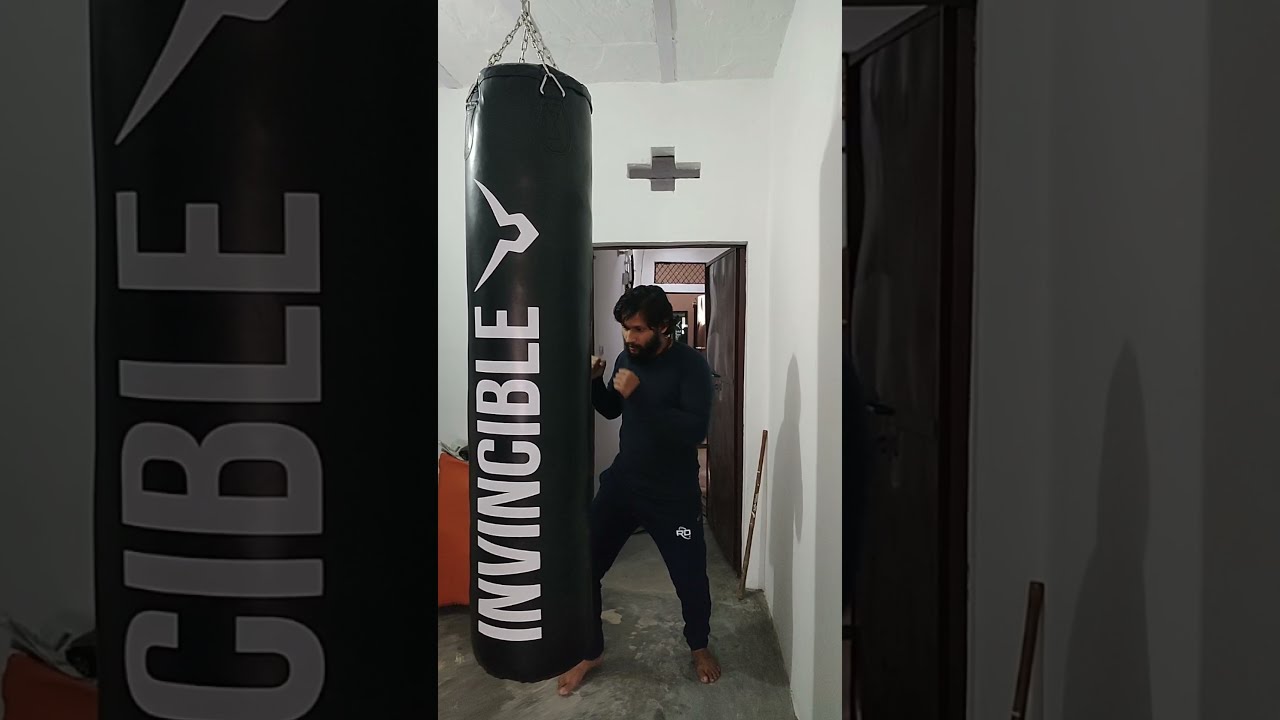 Unboxing Invincible Heavy bag #punchingbag #invincible - YouTube
