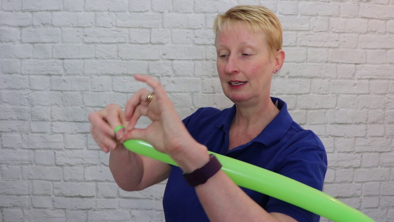 How to Tie a Knot in a Balloon - YouTube