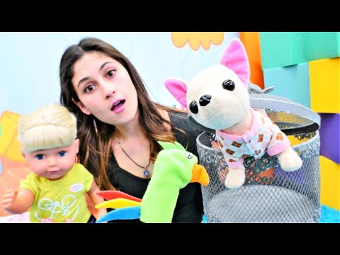 Kız oyunları! Loli ve Gül ağacın konuştuğunu sanıyorlar! Kız çocuklar için video