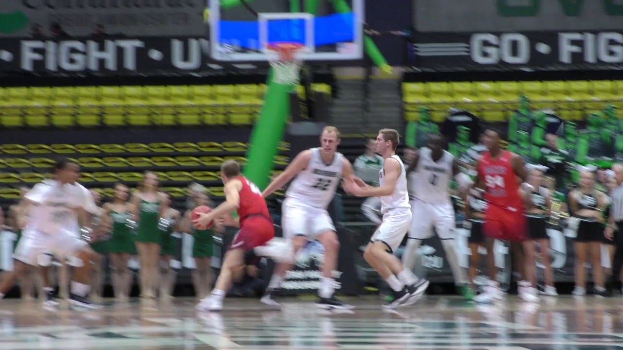 UVU basketball: Akolda Manyang sequence vs. Dixie State - YouTube