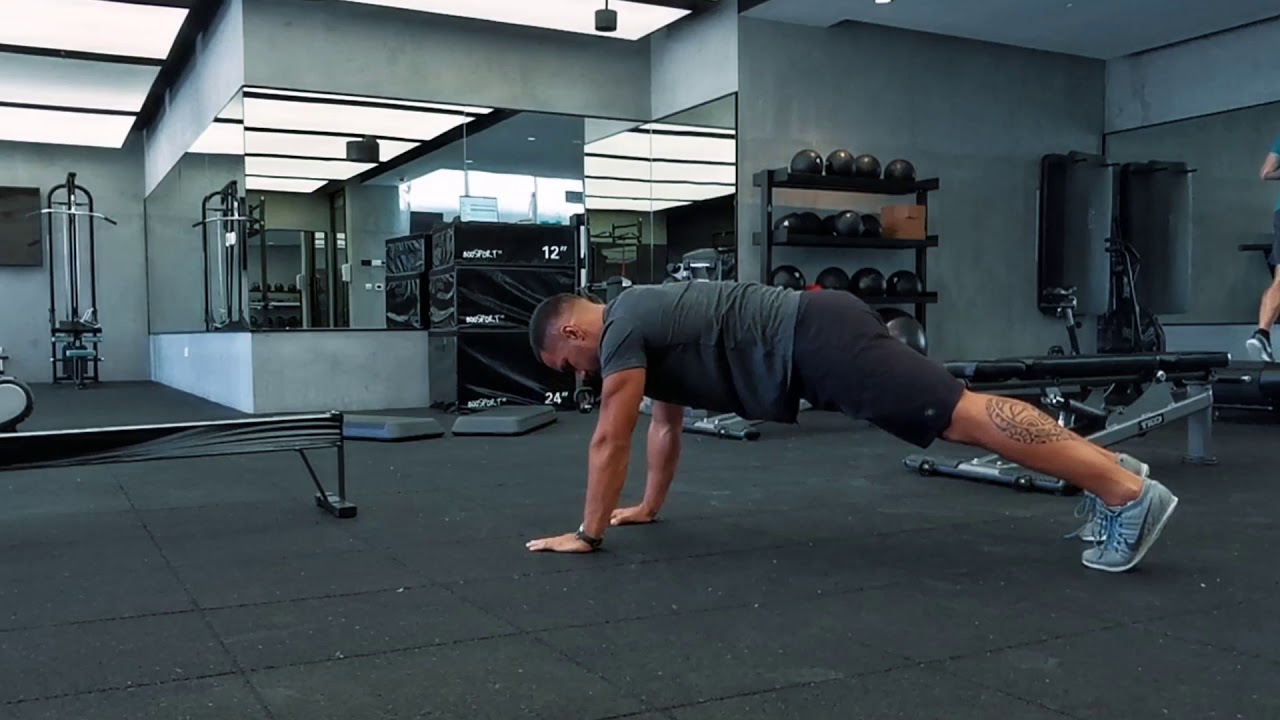 Moving plank - YouTube
