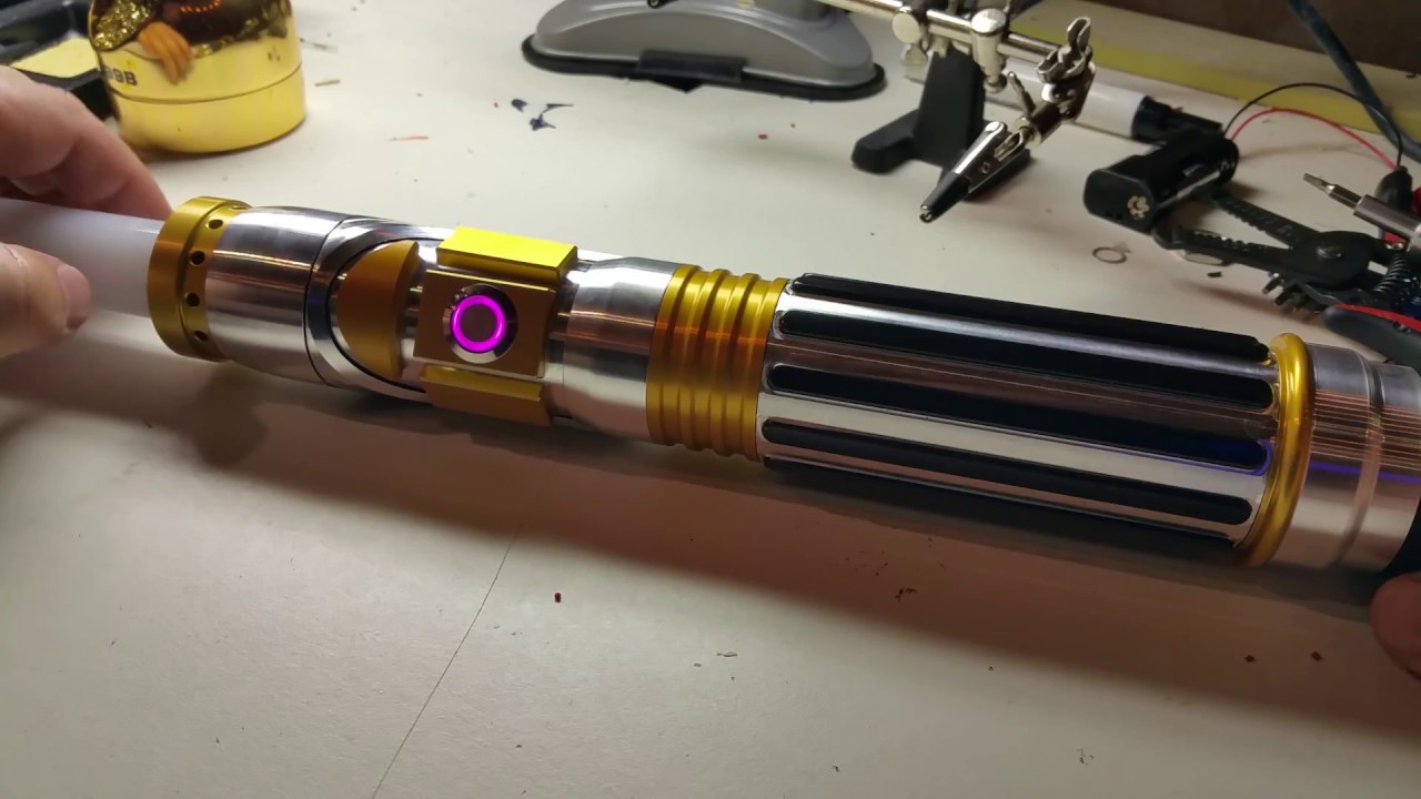 UltraSabers Electrum Wind Lightsaber Review Part 2 with electronics ...