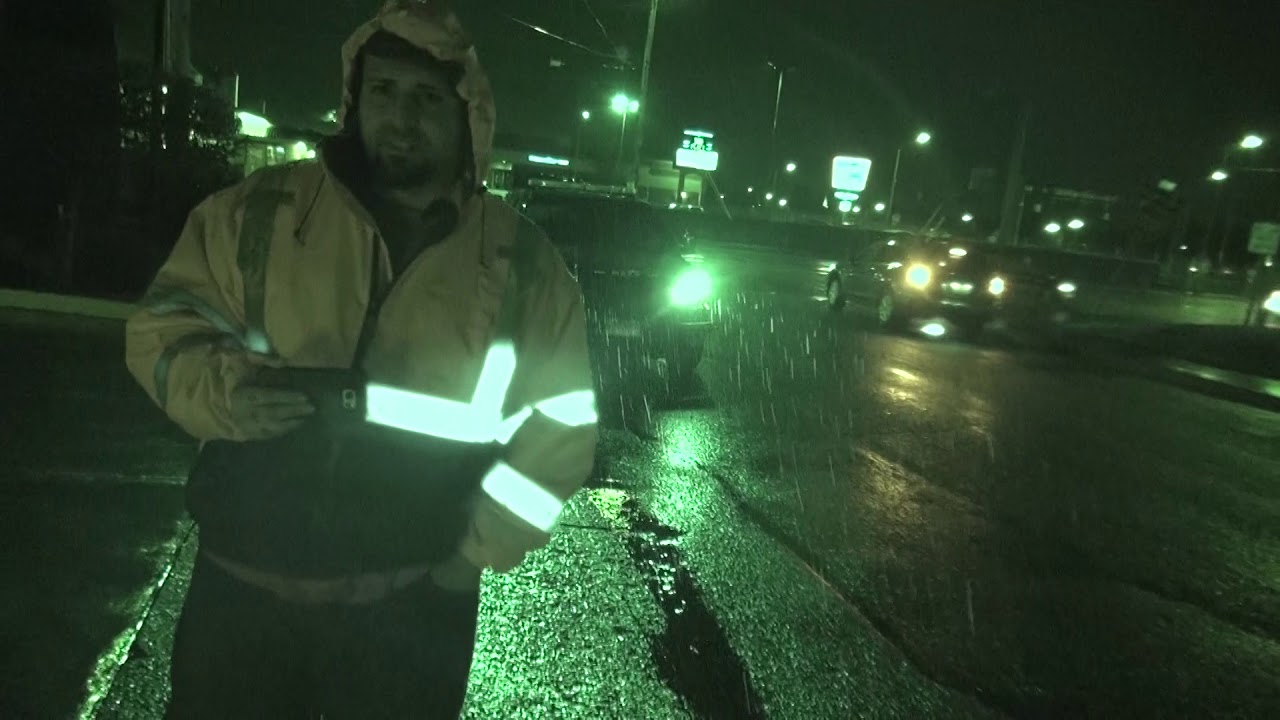 cop abuses his authority and loses control of scene - YouTube