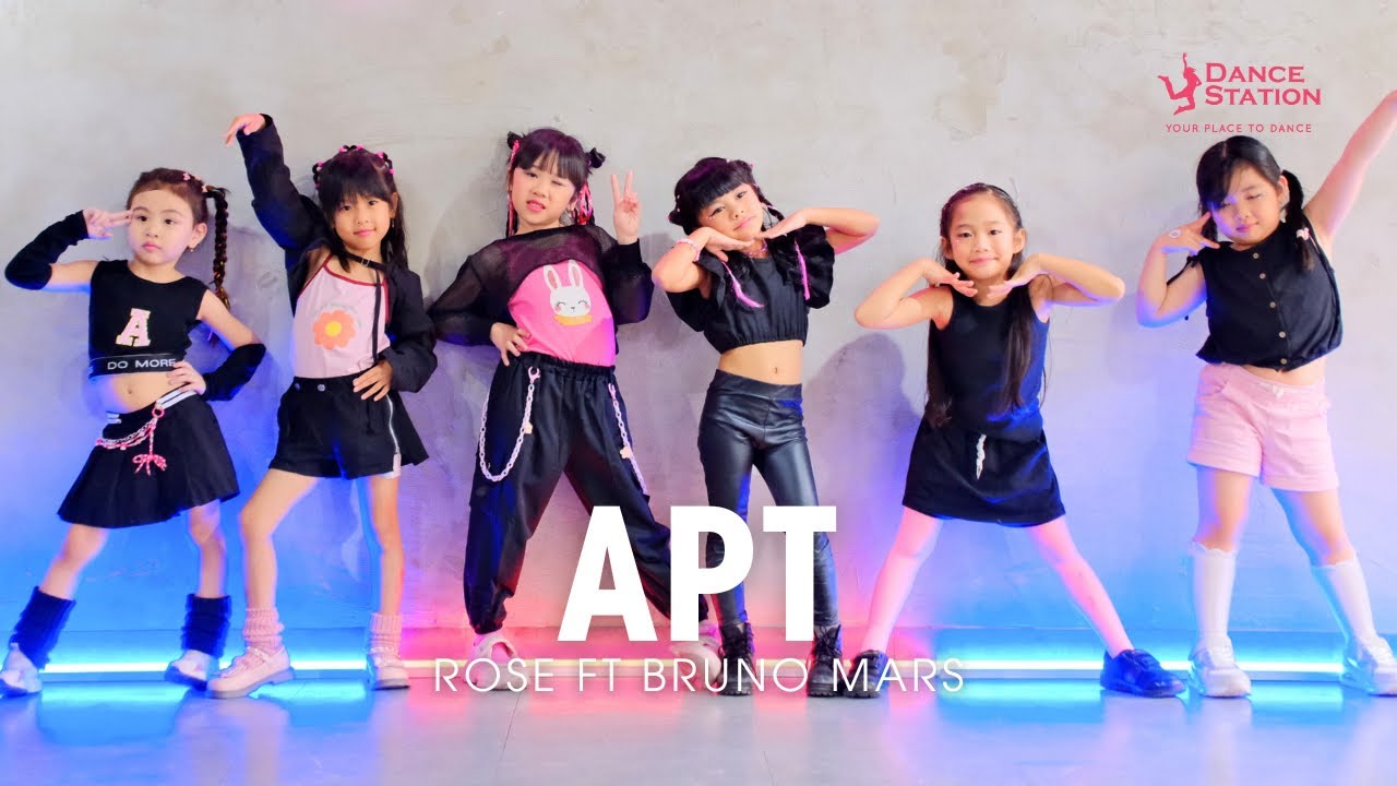 APT - Rose ft Bruno Mars / KPOP Dance Cover - YouTube