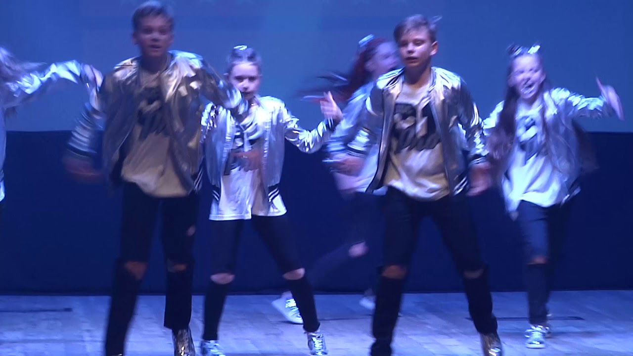Time To Dance | Mickey Dance Juniors | INSIDE Dancing Center - YouTube