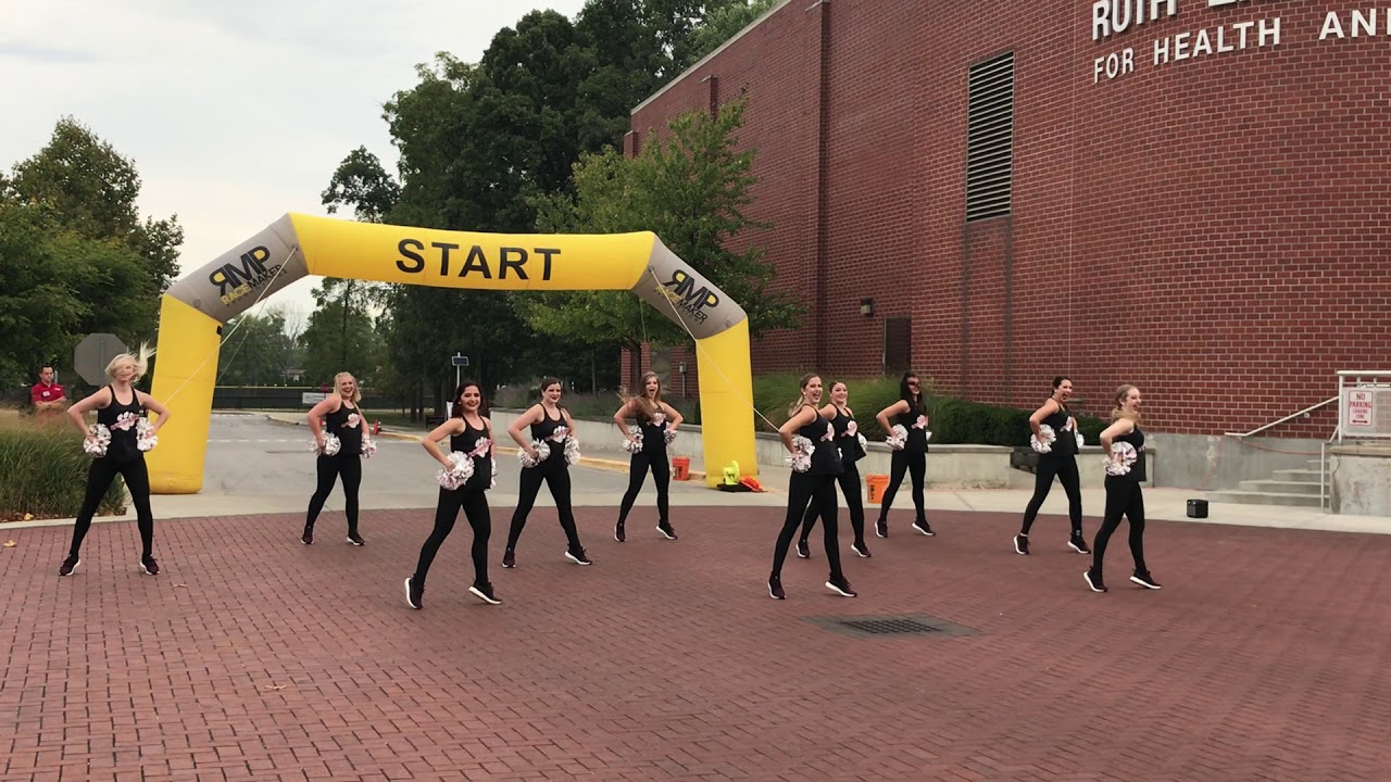 UIndy Dance Team- Hound Hustle Community Performance - YouTube