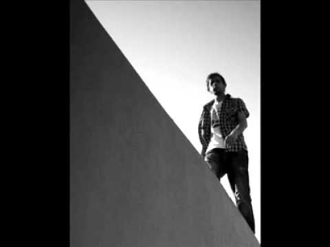 Emin Arslan - Hayat Anladım Ki Seninle Başa Çıkılmıyo.mp4