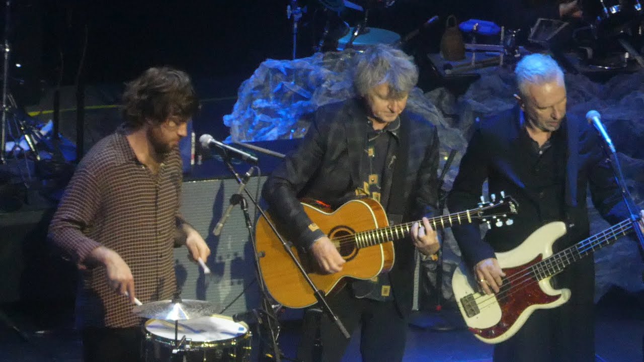 CROWDED HOUSE - FULL CONCERT@The Met Philadelphia 5/24/23 - YouTube