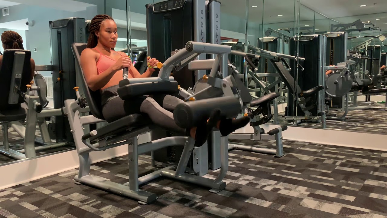 Leg Extension Machine - YouTube