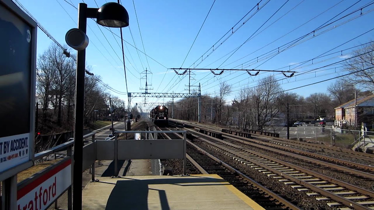 Metro North Waterbury Train with two BL20s - YouTube