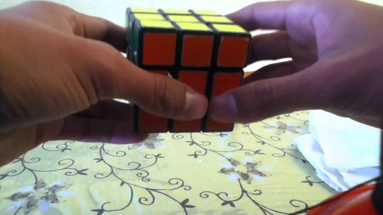 Tutorial : Como desarmar el cubo de Rubik - YouTube