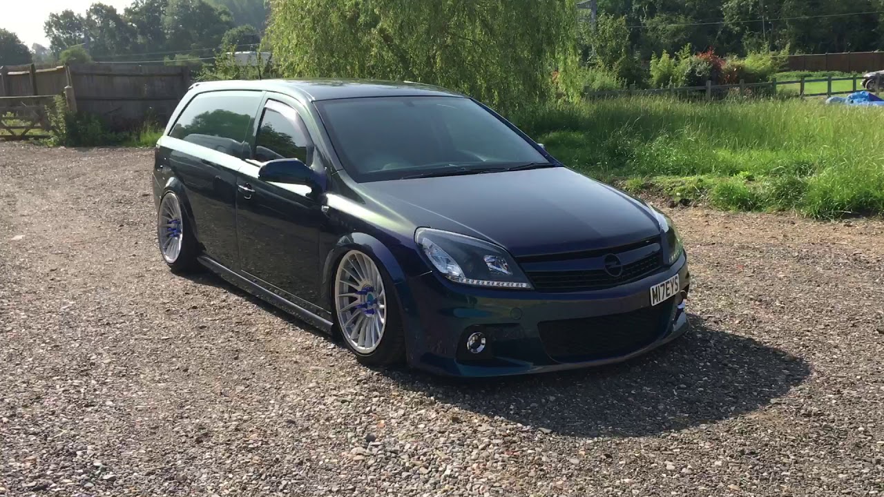 Mikeys modified astra van bagged - YouTube