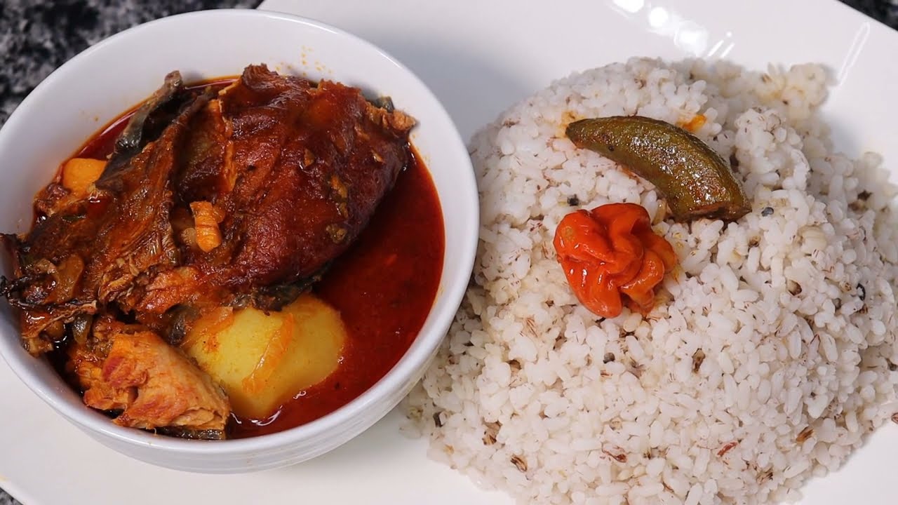 Smoked fish stew ( SOUPOU KONKO) - YouTube