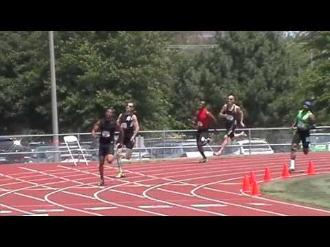 Allen Woodard, 2013 USATF Masters 400M finals - YouTube