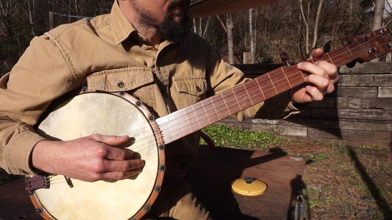 East Virginia Banjo Close-Up - YouTube