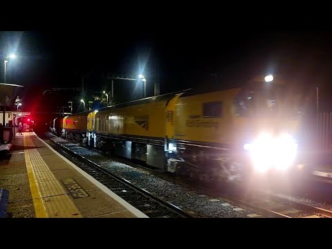 Network Rail (Rail Grinder) passing through Reading West 4Q41 - YouTube