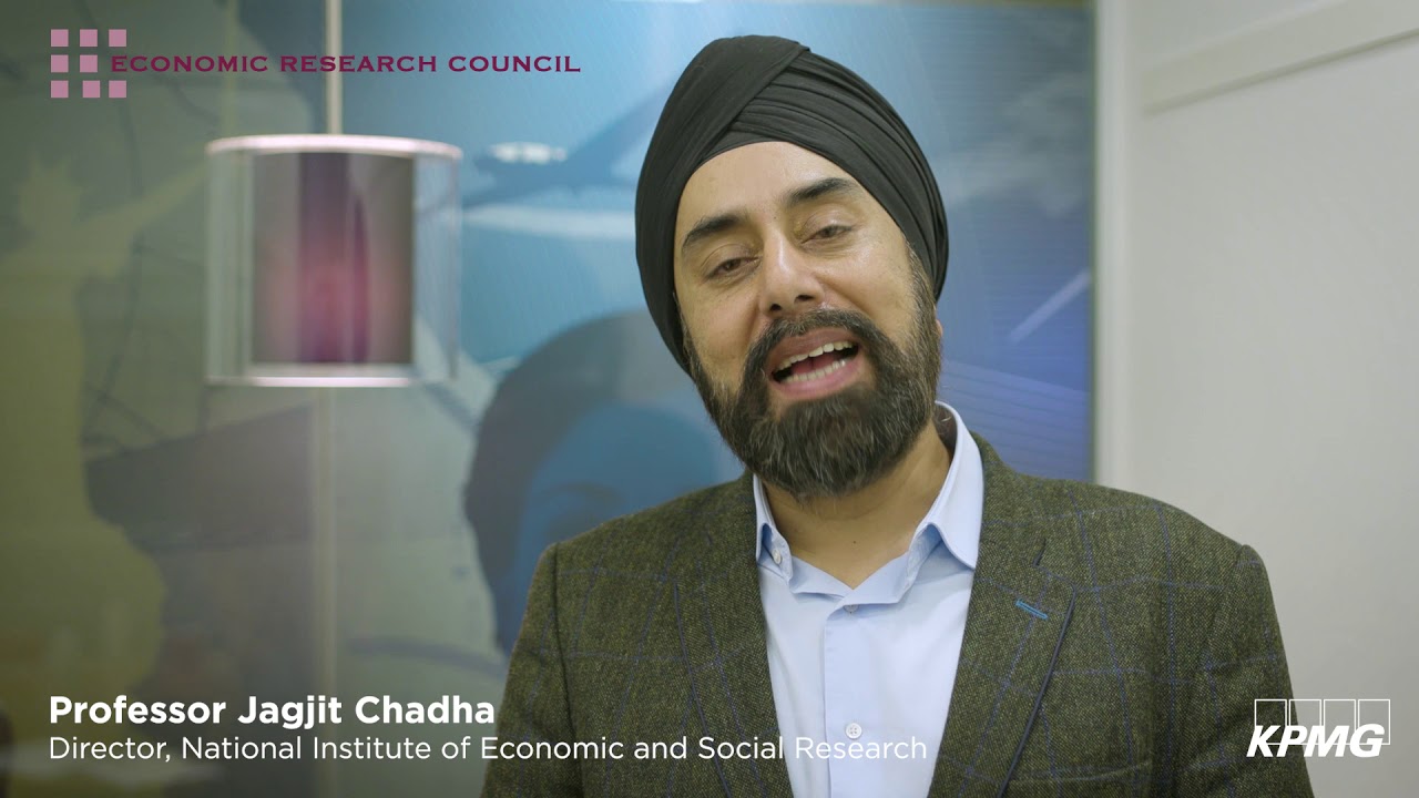 Prof Jagit Chadha shares his economic forecasts for 2019! - YouTube