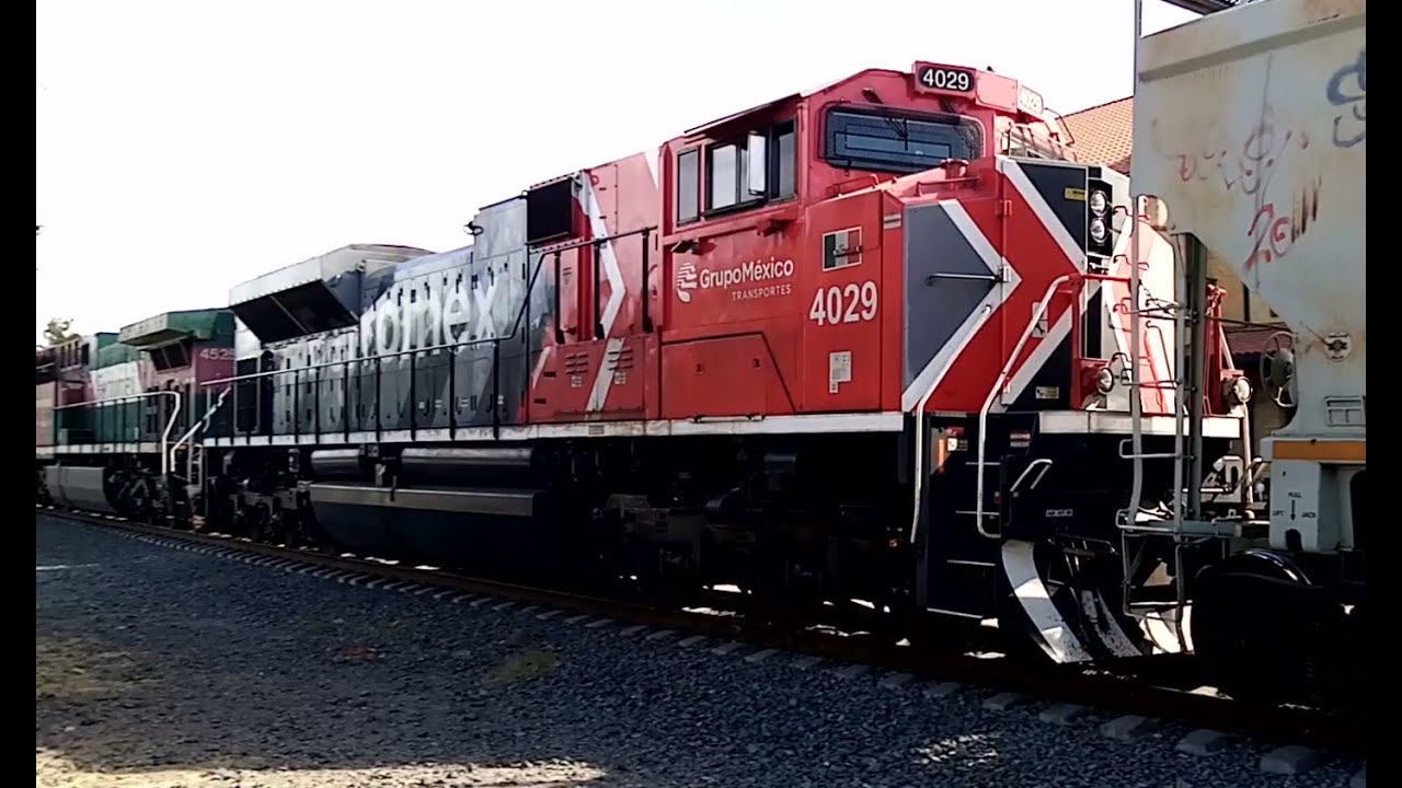 Carrusel UP, con la 4029 de remota - YouTube