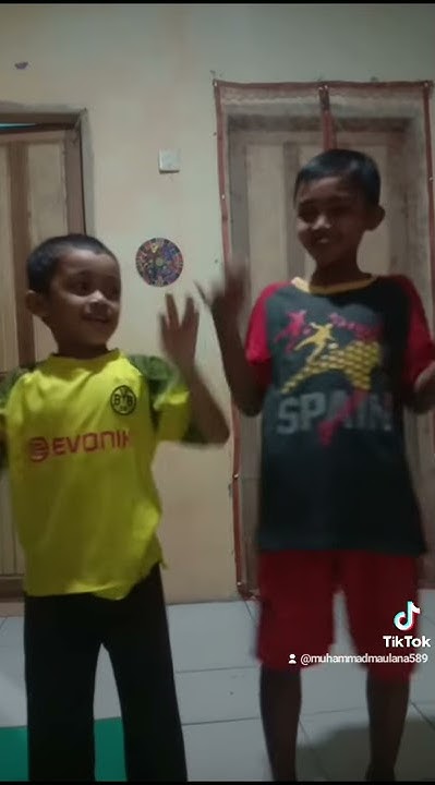 Abg Dan Adik Main Tiktok Bareng Youtube