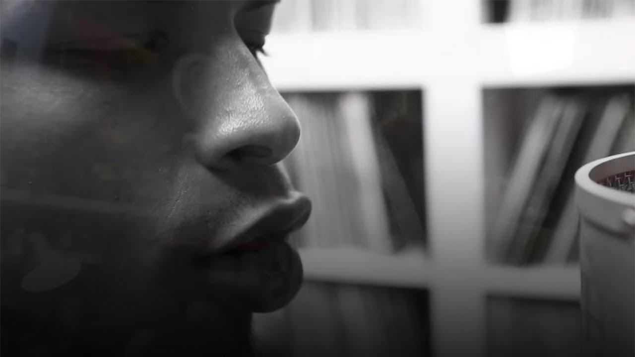 Jamby "El Favo" - De Negro [Official Video] - YouTube