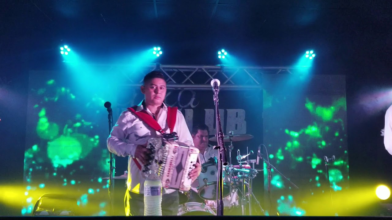 Ricky Naranjo y Los Gamblers - Besos Callejeros - YouTube