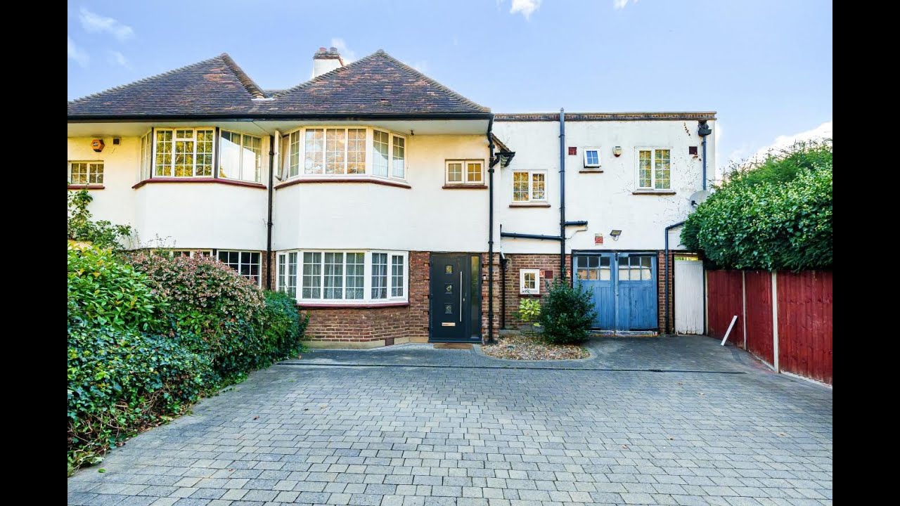 Langley Park Road, Sutton, SM2 - YouTube