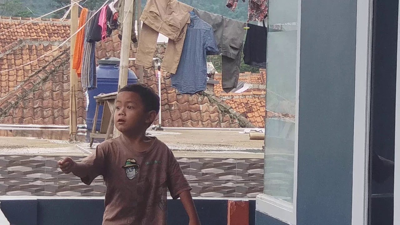Main layangan anak usia dini - YouTube