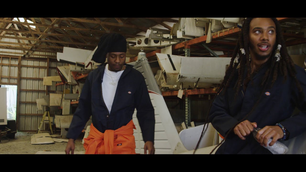 ISSA - "Superfly" feat FYB Tevin (Official Video) - YouTube