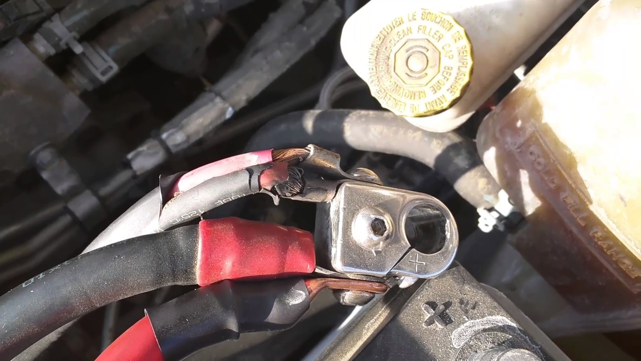 Kinetic 600w Car Audio Battery Cranks a Car - YouTube