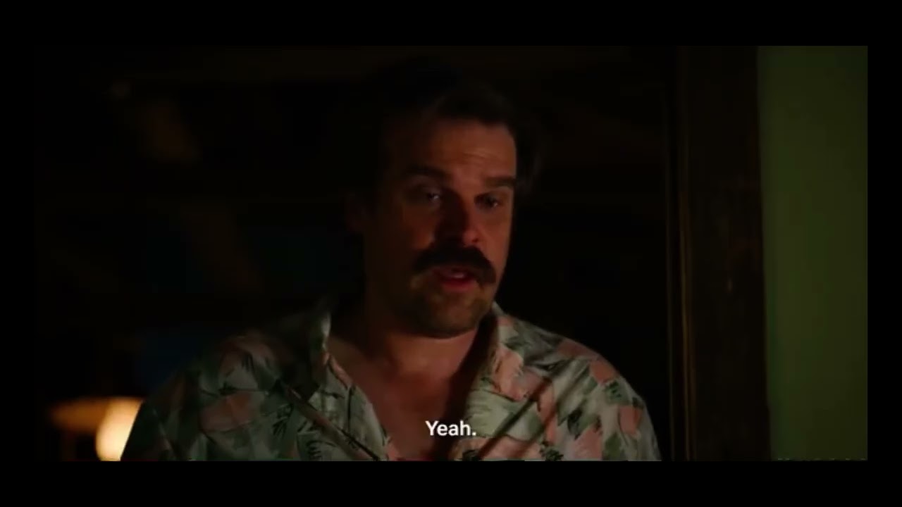 Stranger things do you knock jeez stranger things S3 - YouTube