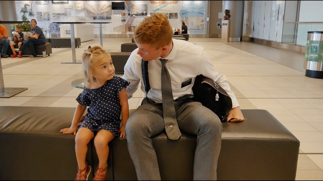 Elder Broadbent: (Dominican Republic + Oregon) touching missionary ...