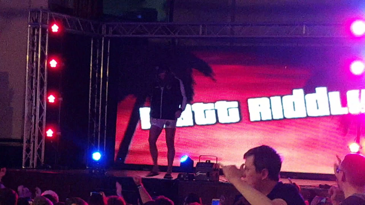 Matt Riddle Entrance RevPro 2017 - YouTube