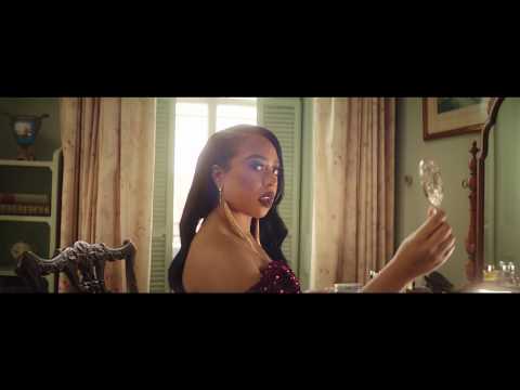 B.Simone:Flirty 30 collections commercial