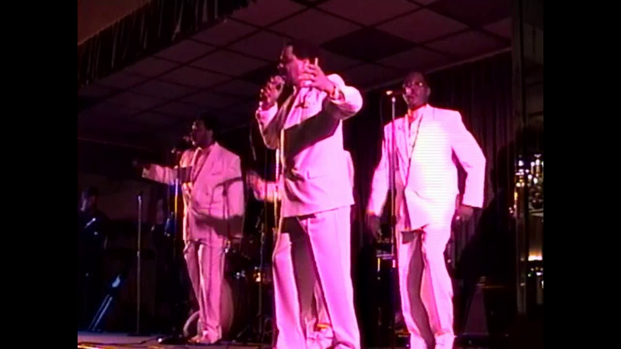 Earl Lewis & Channels: "I Really Love You" Live -2000 - YouTube