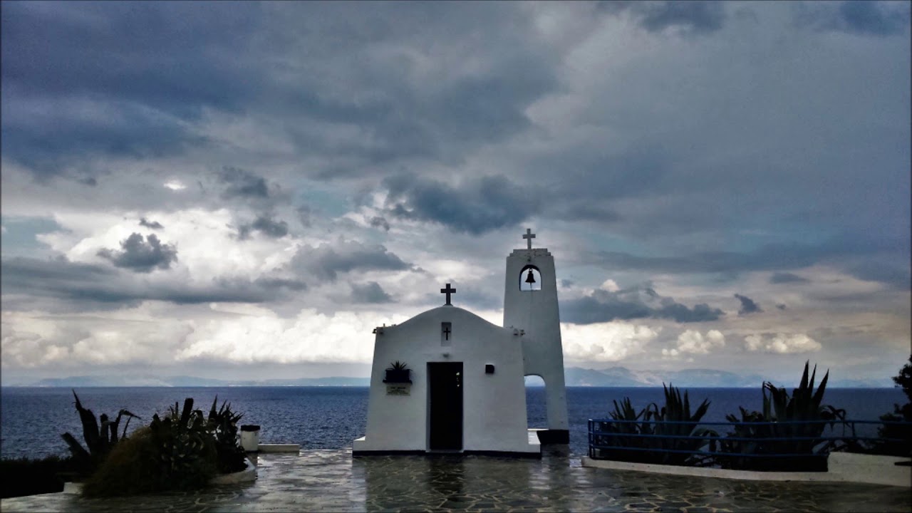 ΣΤΟ ΜΙΚΡΟ ΤΟ ΕΙΚΟΝΟΣΤΑΣΙ''με τον ''ΑΓΝΩΣΤΟ''Γιαννη ΠΑΡΙΟ- του ΑΝΔΡ ...