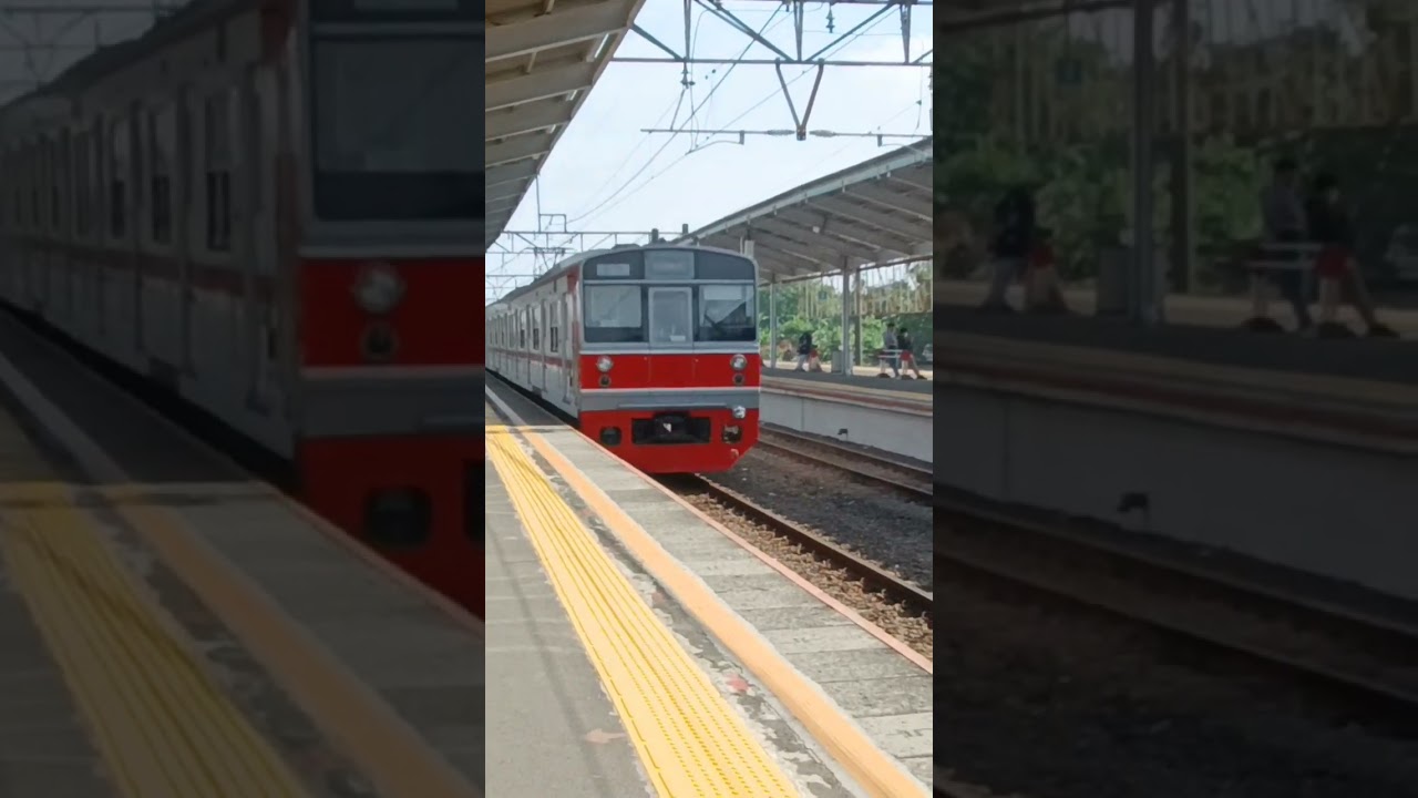 KRL JR 203-106 NEW LIVERY TERLAMBAT MASUK STASIUN DEPOK - YouTube