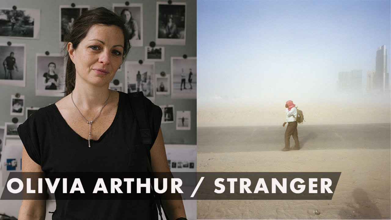 Comment cette photographe a changé de perspective sur Dubaï - Olivia Arthur, Stranger - YouTube