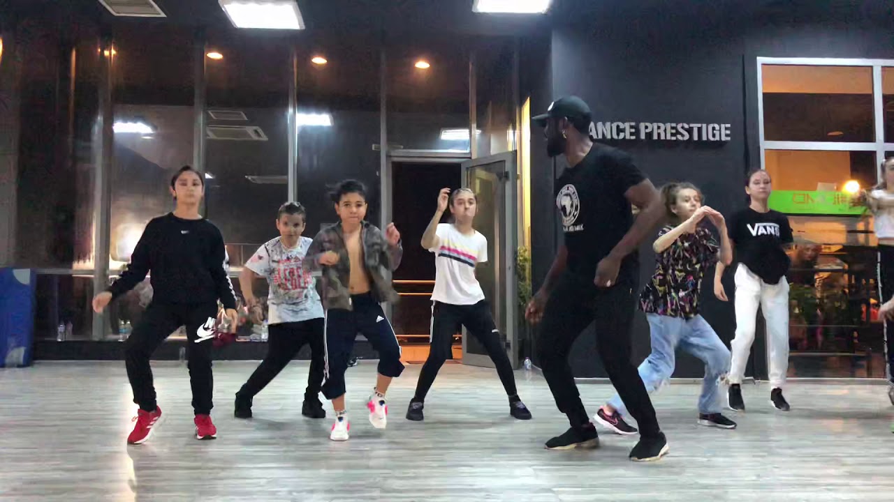 Petit AfroDance / African Kids - Aris Negoita - Afro Dance - YouTube