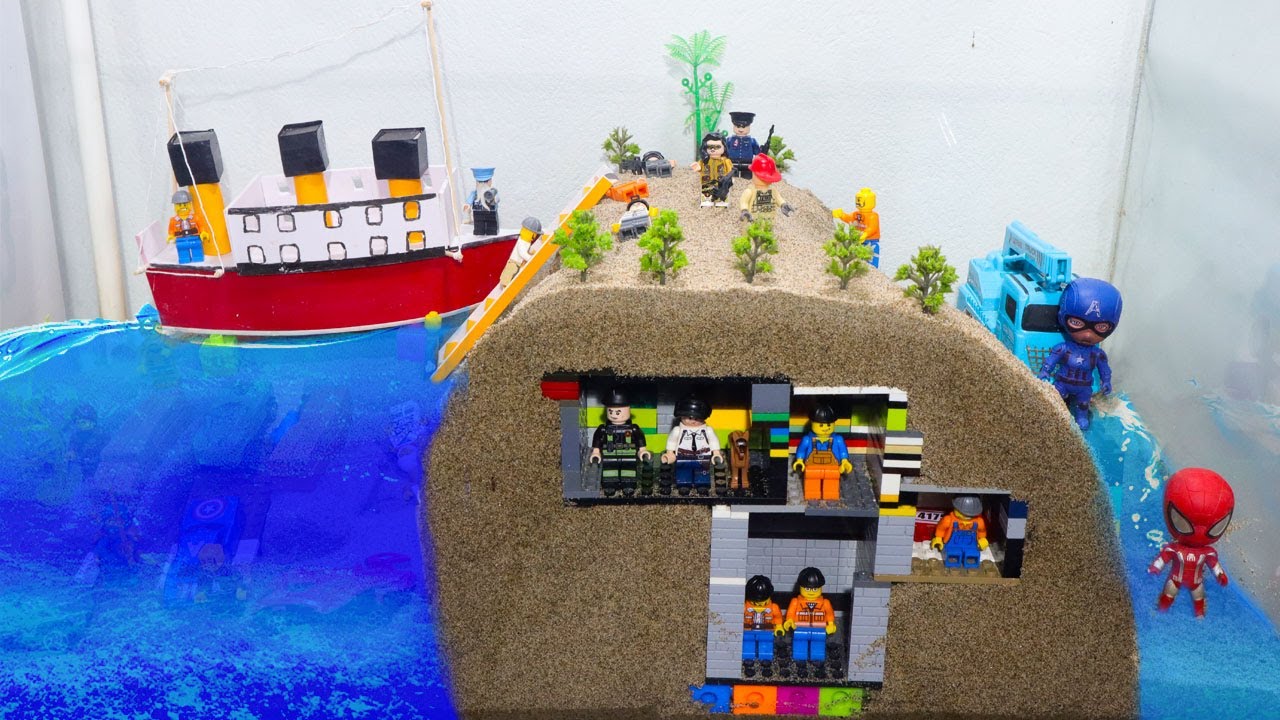Lego Dam Collapses and Titanic Lego Ship Sinks & Lego City Prison Break ...