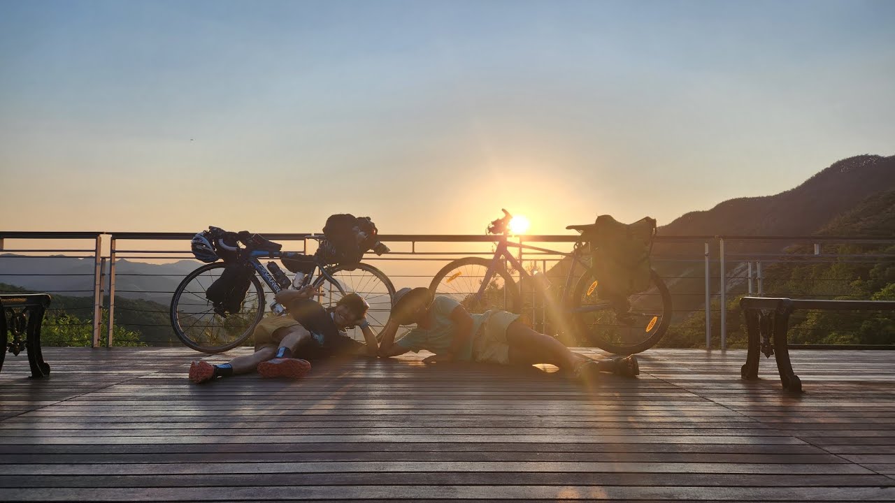 4 rivers bike path: Geoje to Seoul. ep 1. 같은 길을 가는 일본 여행자 - YouTube